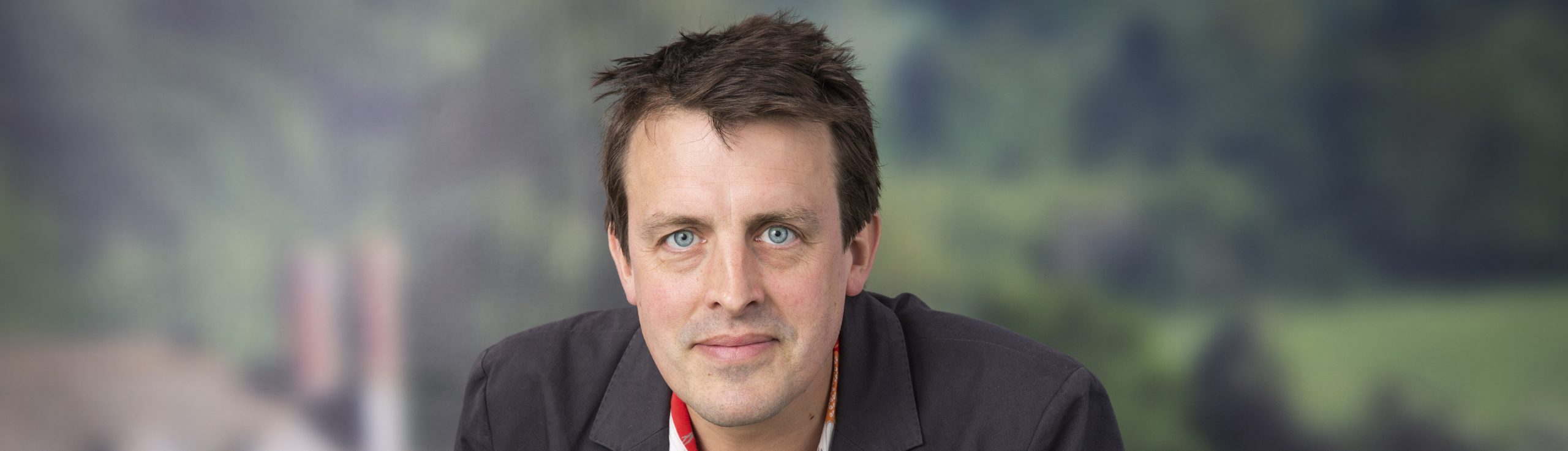 Interview Oliver Bullough - Leaders in Finance
