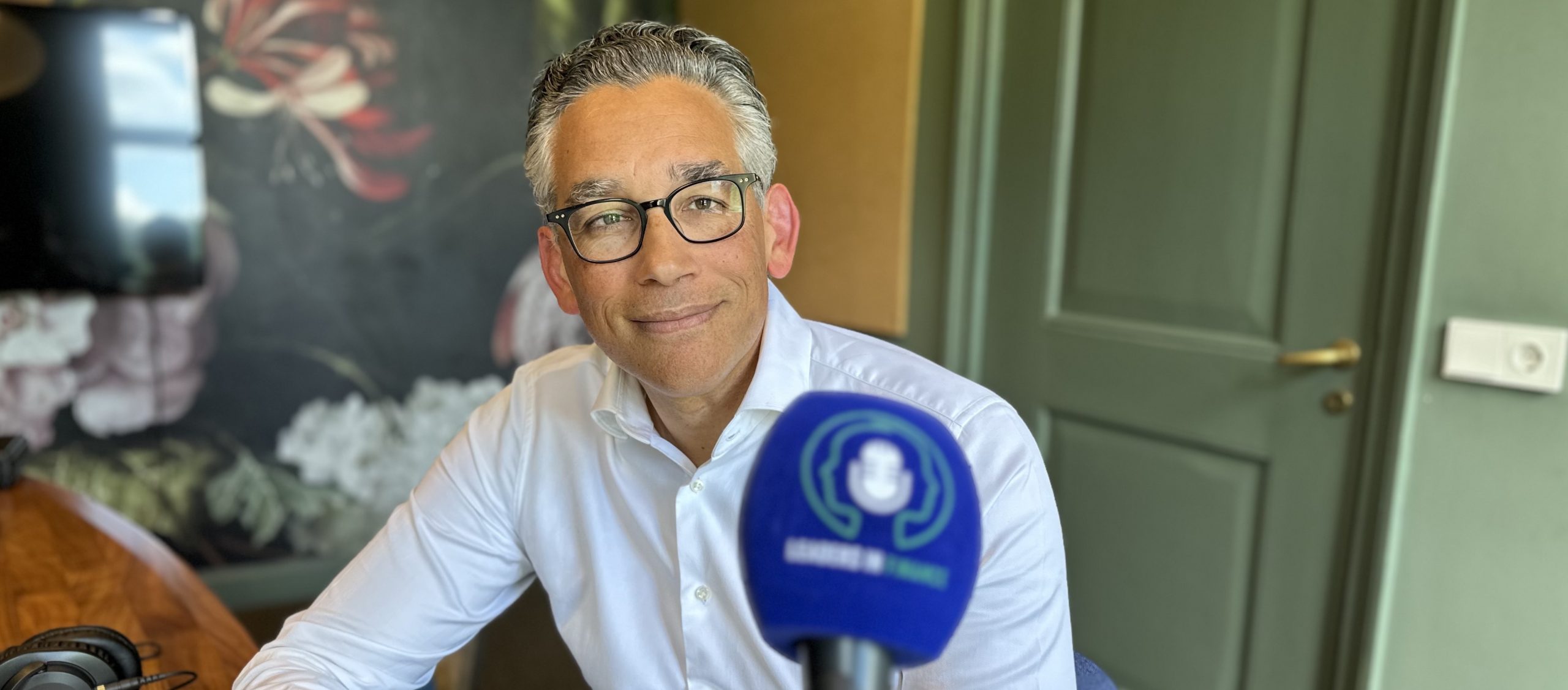 Ference Lamp - Leaders in Finance