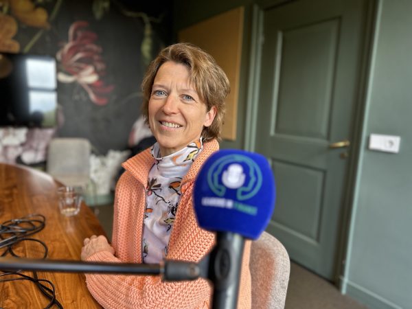 Geraldine Leegwater - Leaders in Finance